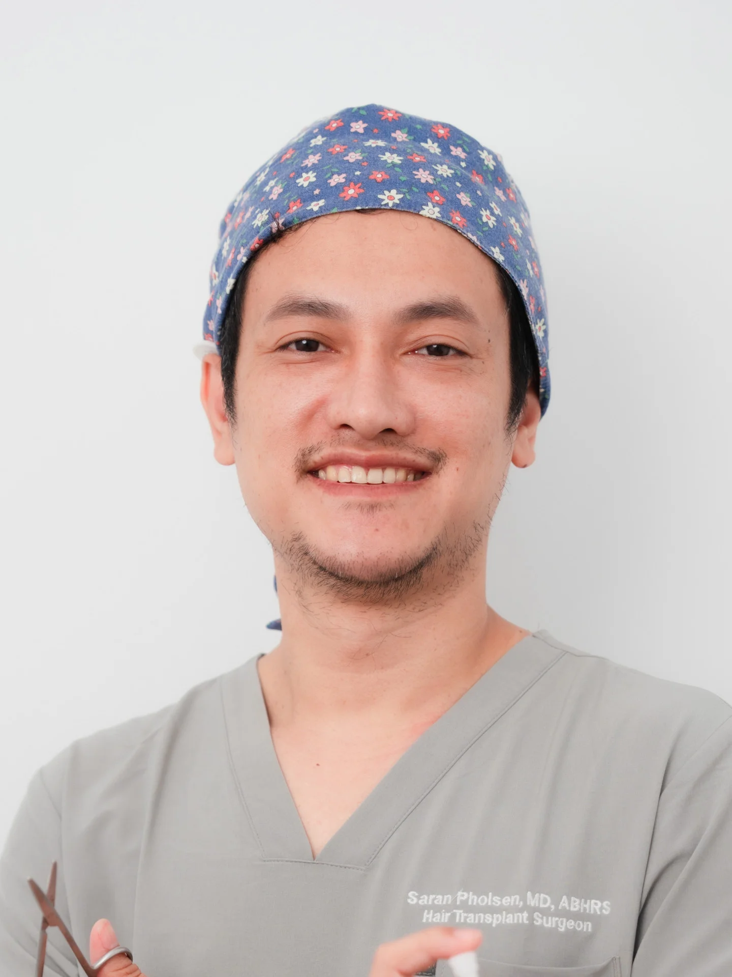 Saran Pholsen, MD | Hair Surgeon | Bangkok, TH